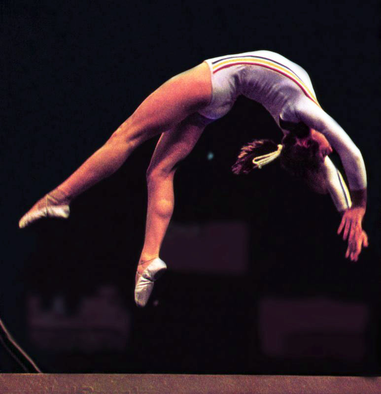 La perfezione del dolore - Storia di Nadia Comaneci